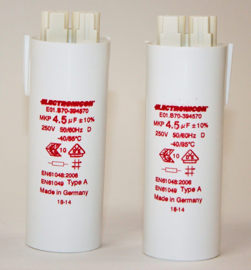 E01.B70-394570 4.5 uF 250 V - UPE Inc.